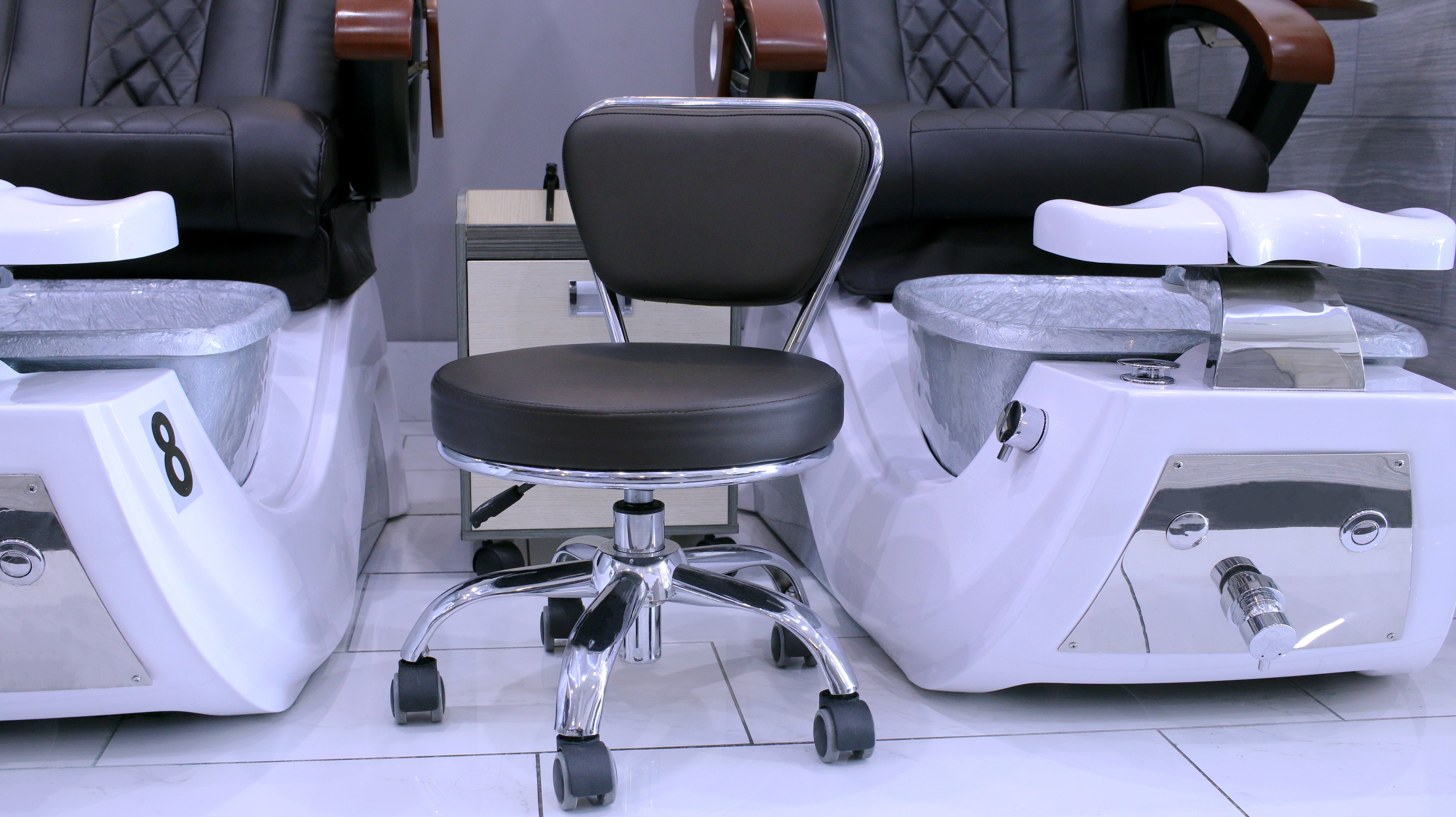 Pedicure Stools| Shop Salon City – SalonCity